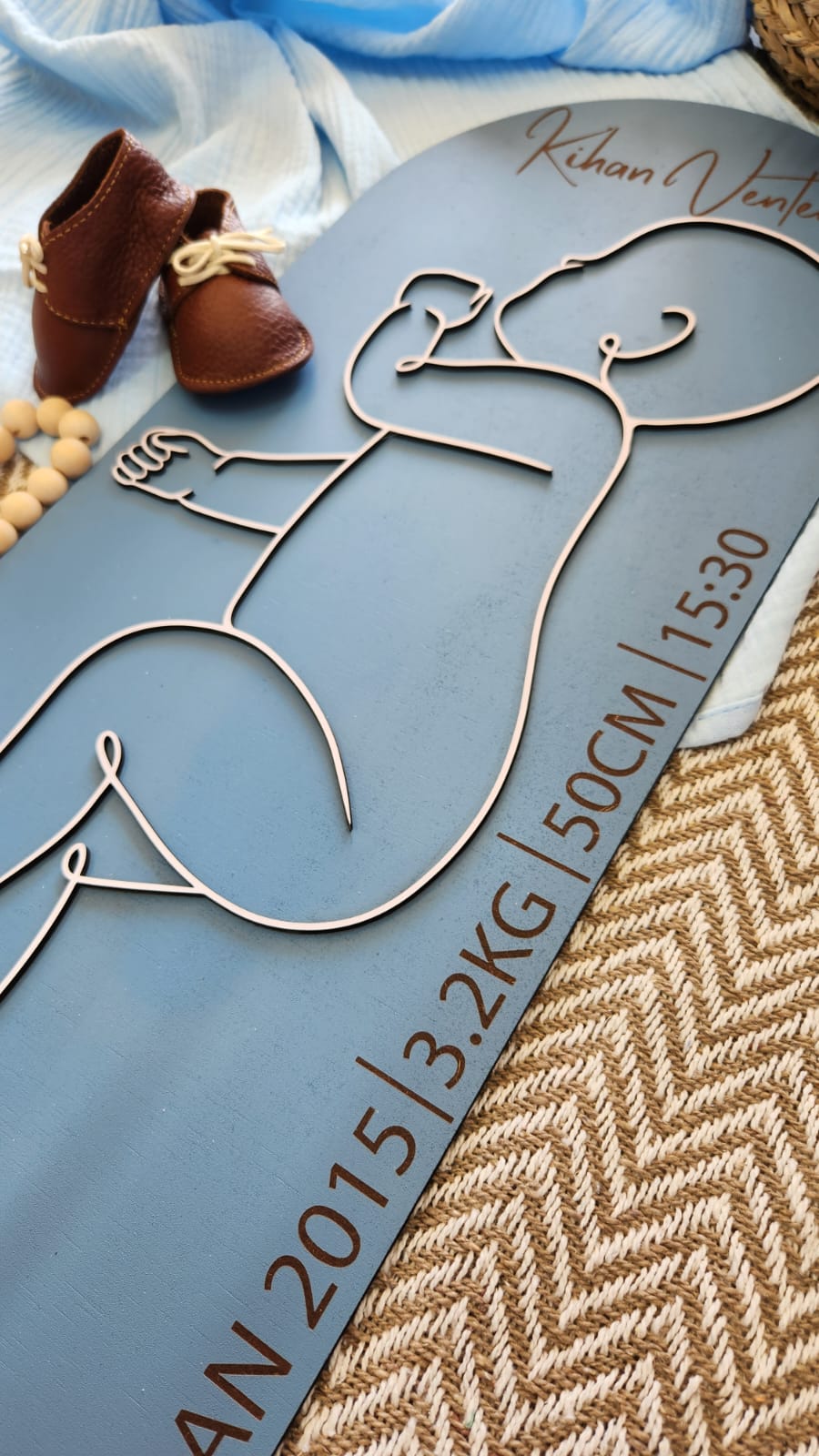 Scale 1:1 Baby outline plaque (Exact measurement of your baby at birth ...